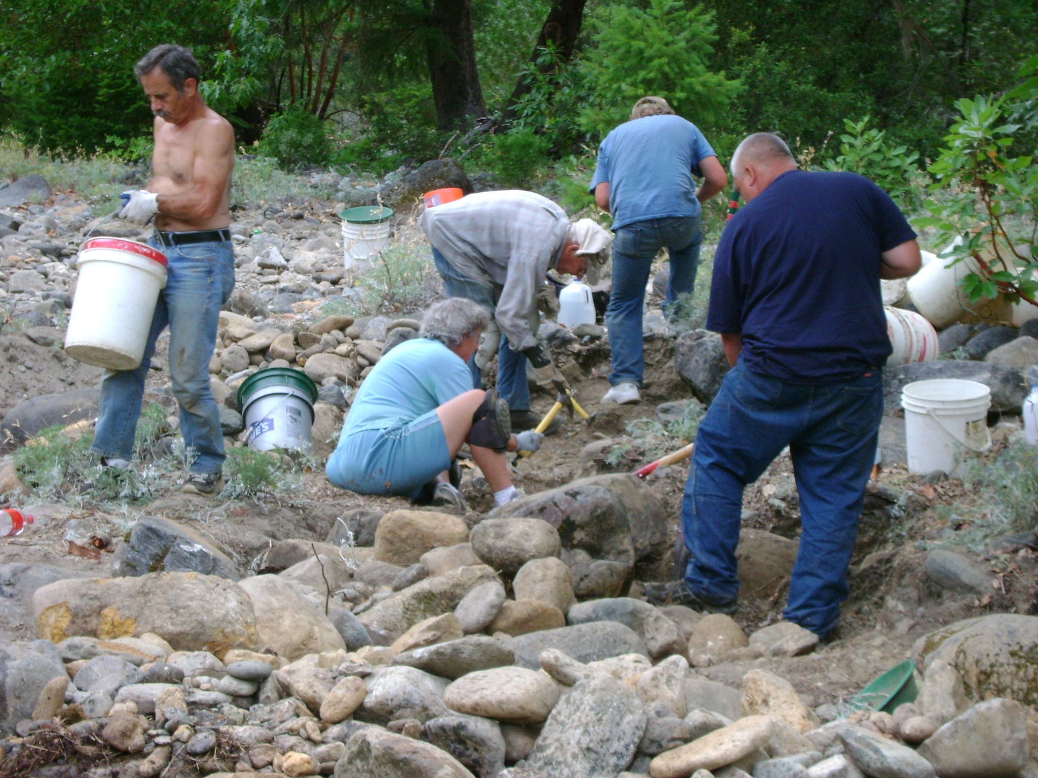 » gold mining Oregon